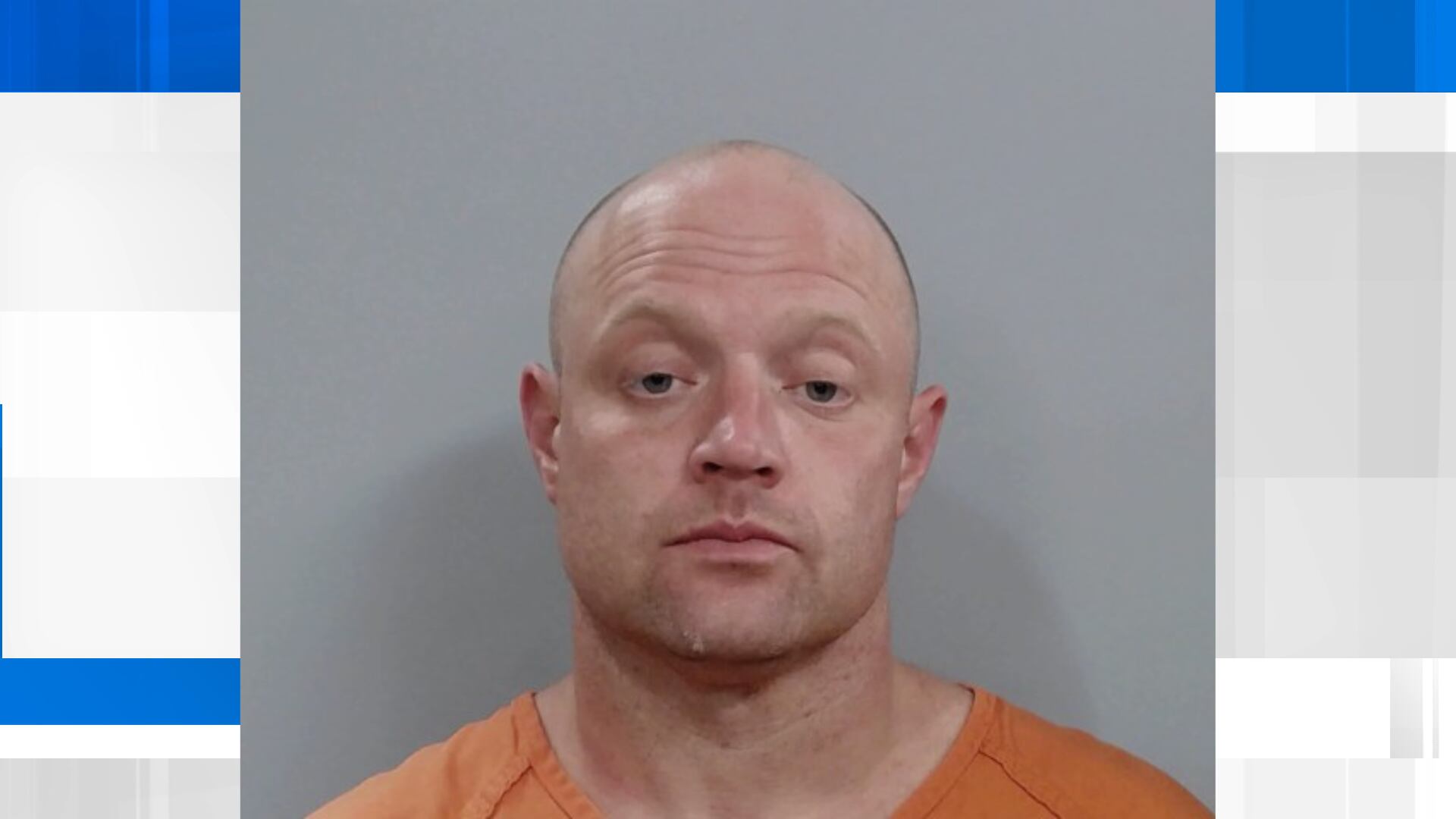 Man charged after barricade situation at Lexington apartment