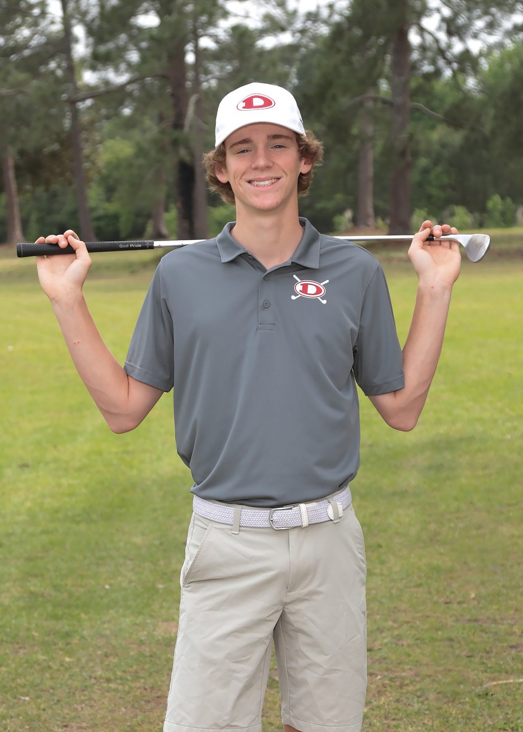 High school golf prodigy, 17, mysteriously dies after collapsing during ...