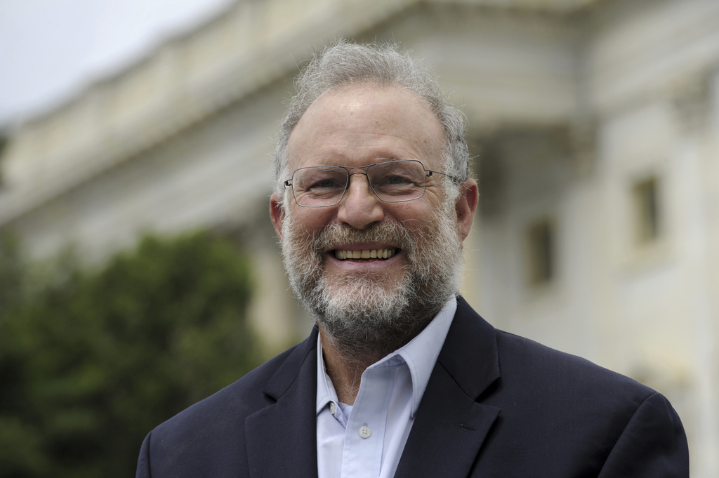 Jerry quits Ben & Jerry's, saying its independence on social issues has ...