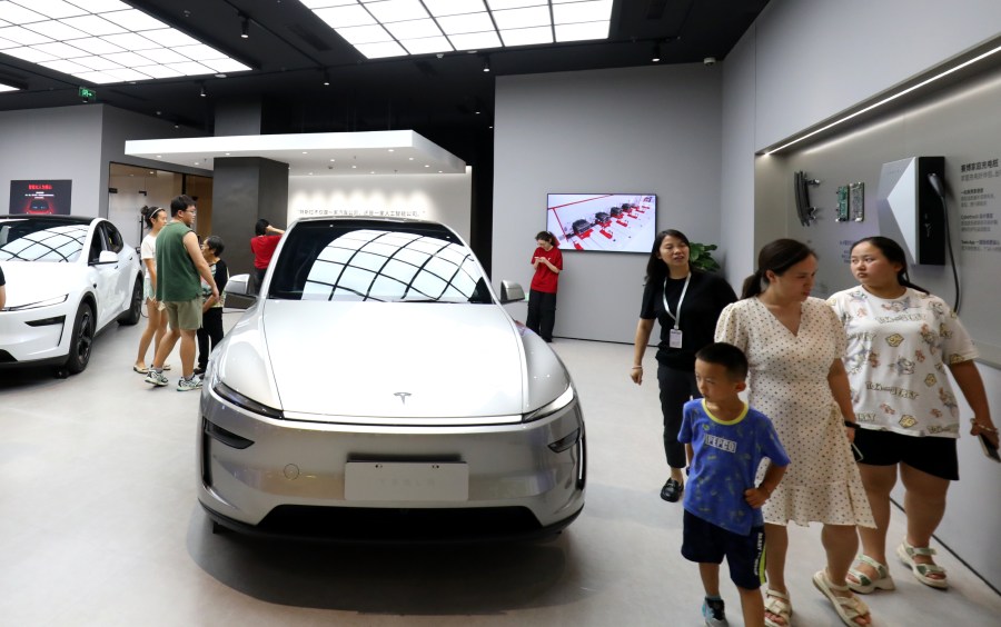 Tesla cars are trapping children inside: NHTSA