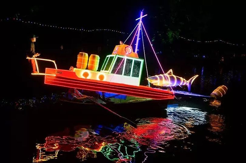 9 'brilliant' photos of Matlock Bath Illuminations that are 'so very ...