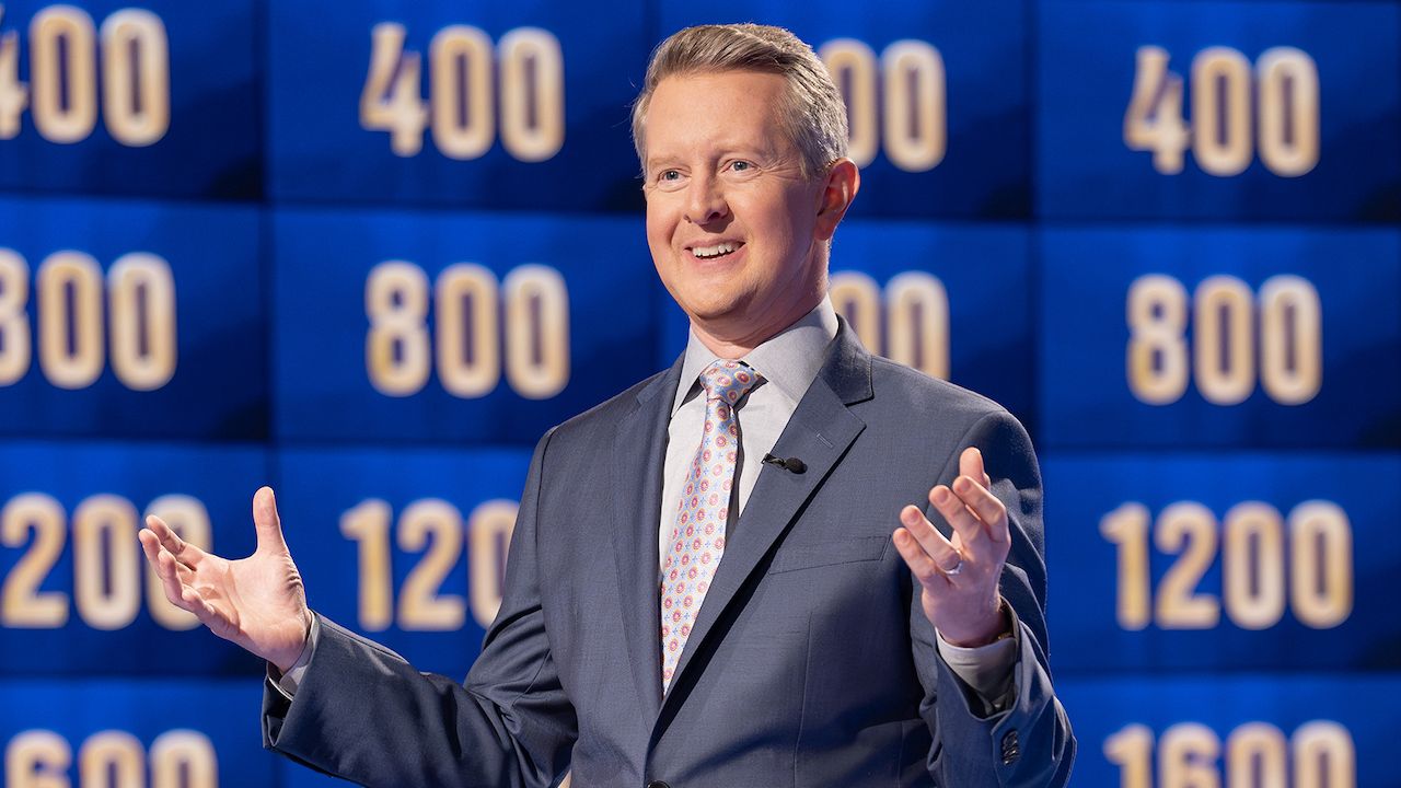 Turns Out Old Jeopardy! Episodes Don't Age So Hot, But Ken Jennings Has ...