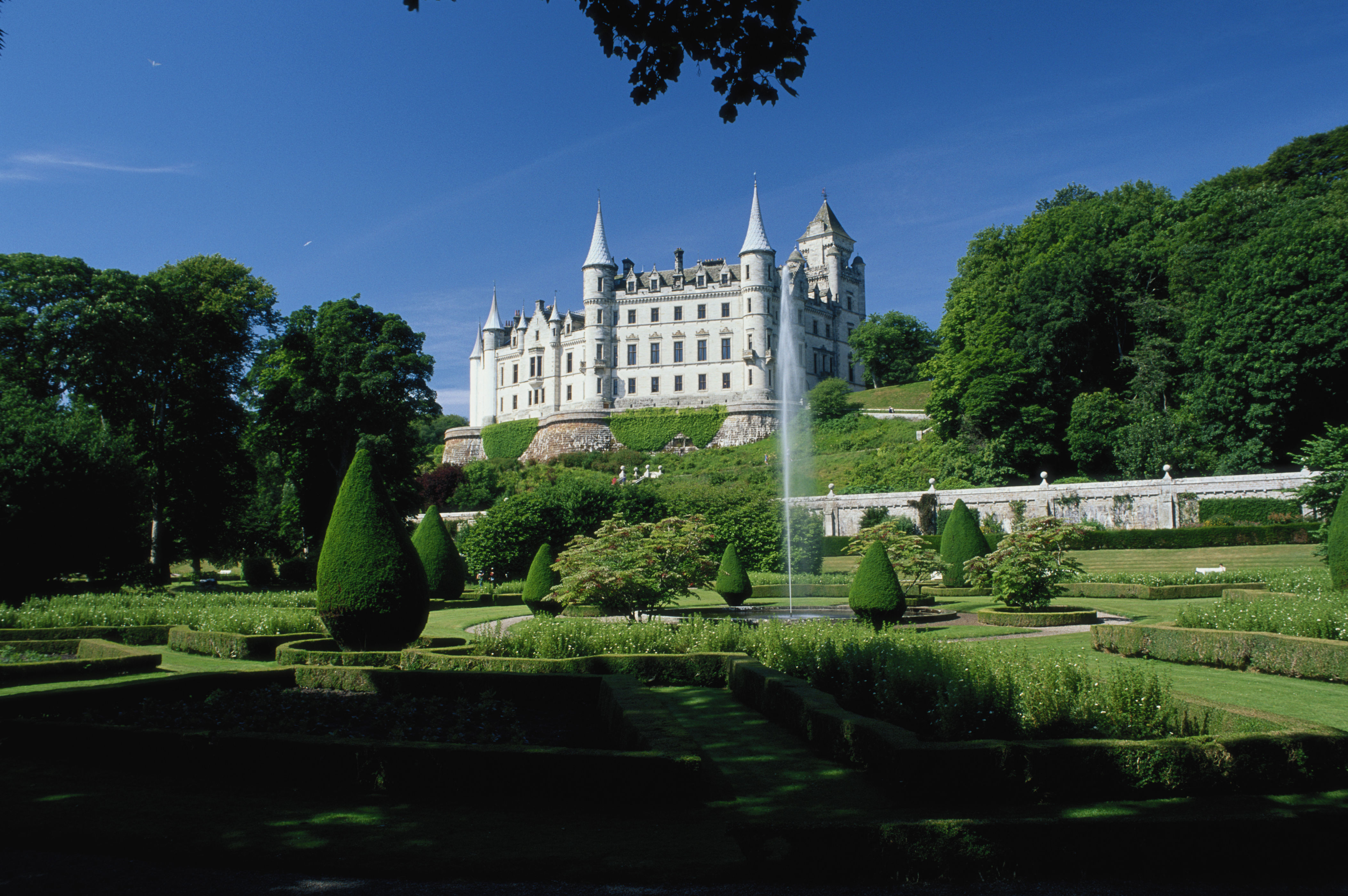 13 photos of Scotland's most beautiful buildings - including ...