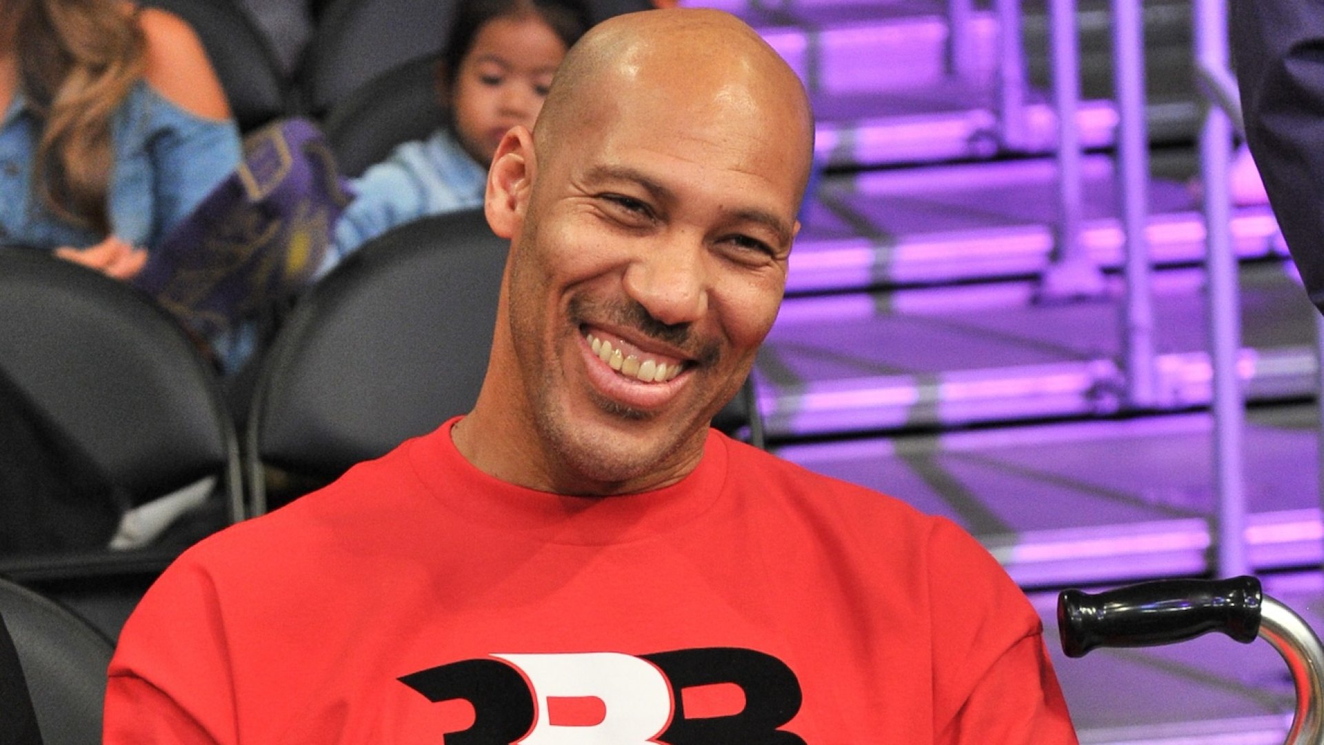 LaVar Ball Spotted Walking With Prosthetic Leg for 1st Time Since ...