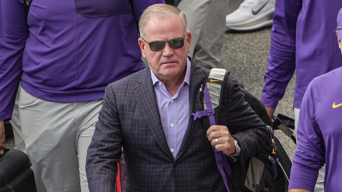 Brian Kelly’s son hints LSU football barred fired HC from attending ...