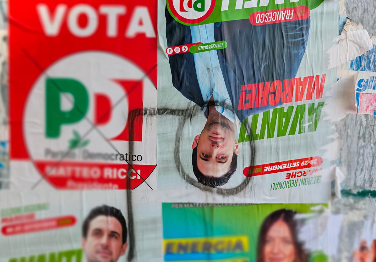 "Il mio manifesto con il cappio. Adesso basta, faccio denuncia"