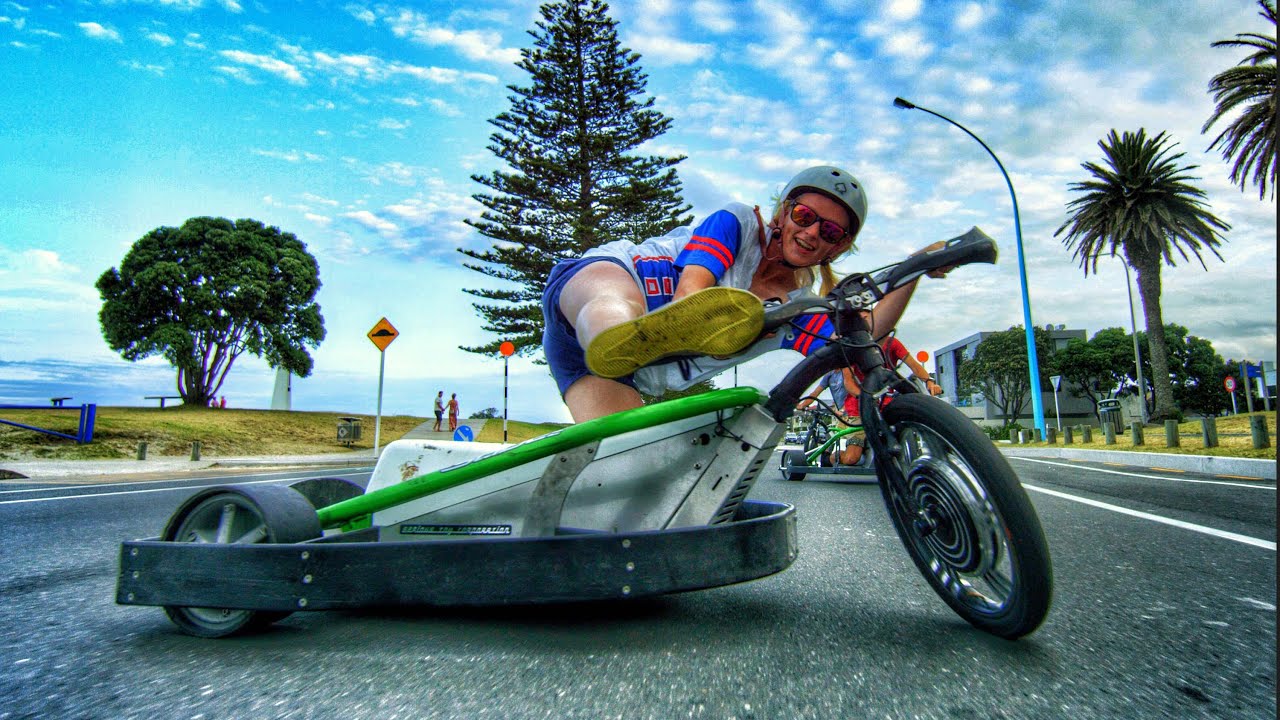 Trike de derrape motorizado y blokart en 4K