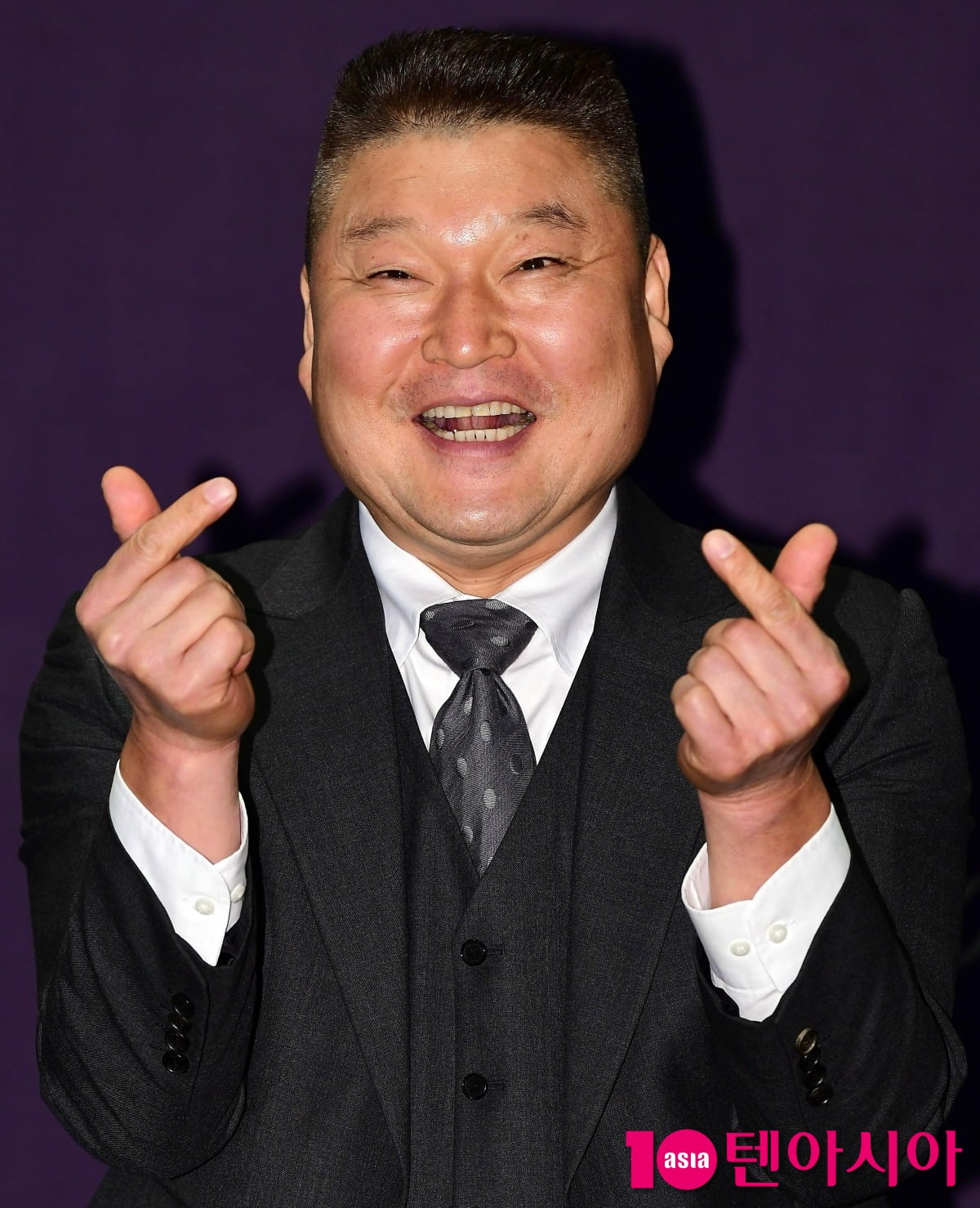 JTBC 최장수 프로그램인데…'국민 MC' 강호동 "우린 지칠 자격이 없어" ('아는형님')[일문일답]