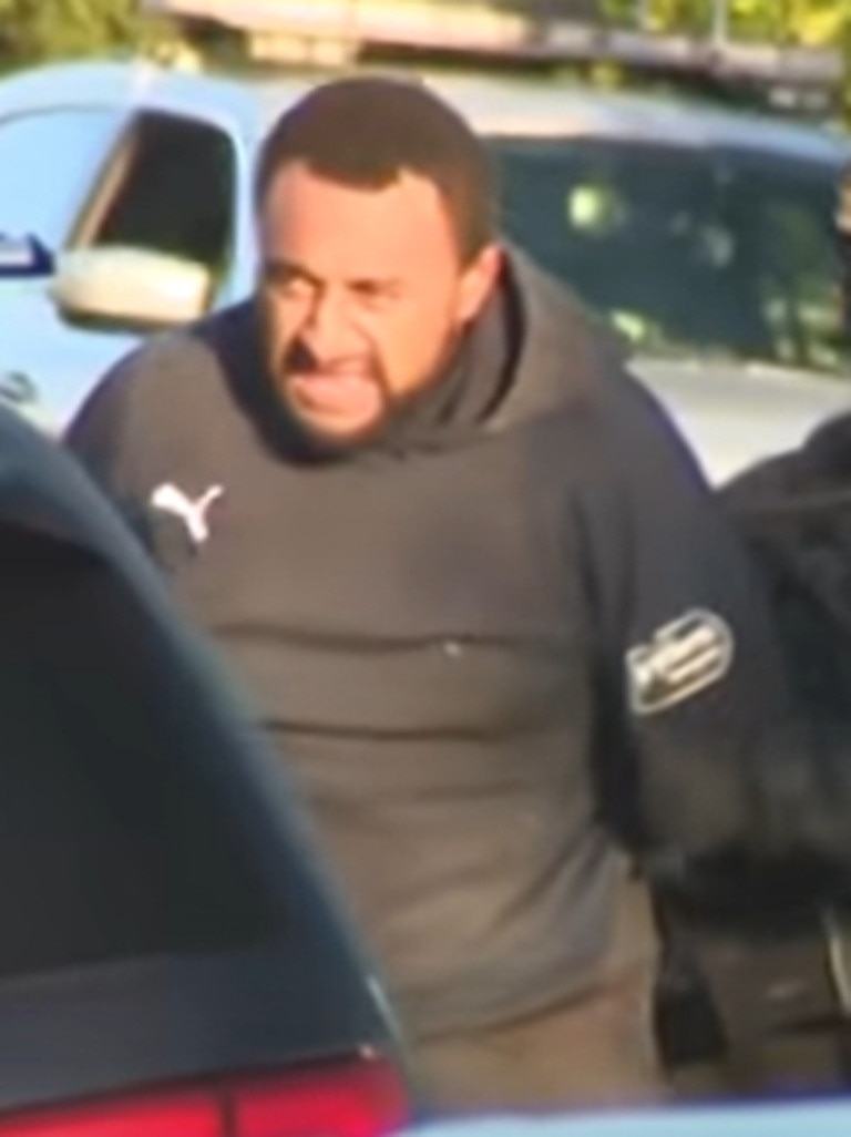 58 seconds: How gangster swerved death