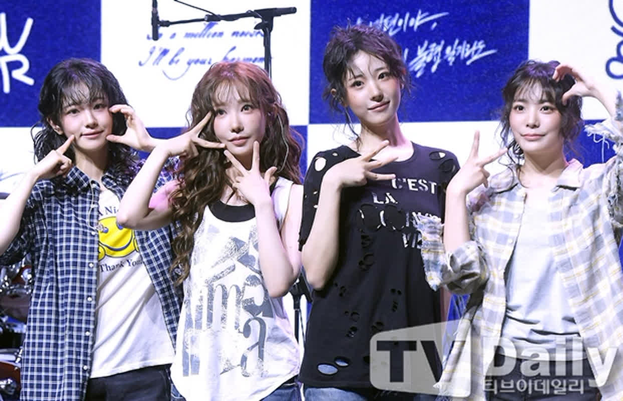 악플에 칼 빼든 QWER 측 "115건 형사 고소, 합의·선처 없다" [공식]