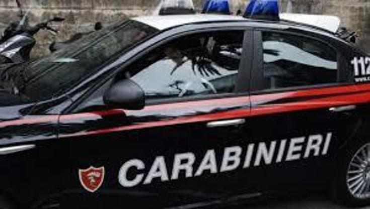 Benevento, violenta la sua ex sotto la minaccia di una pistola, arrestato