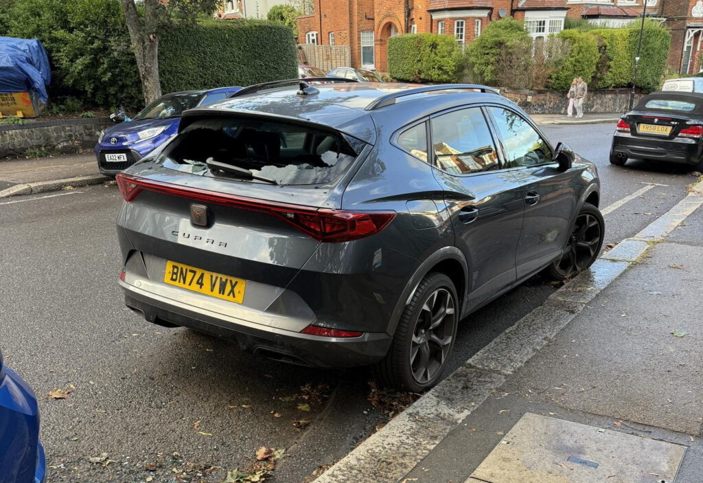 Thieves target high-end cars to steal parcel shelves in new crime trend