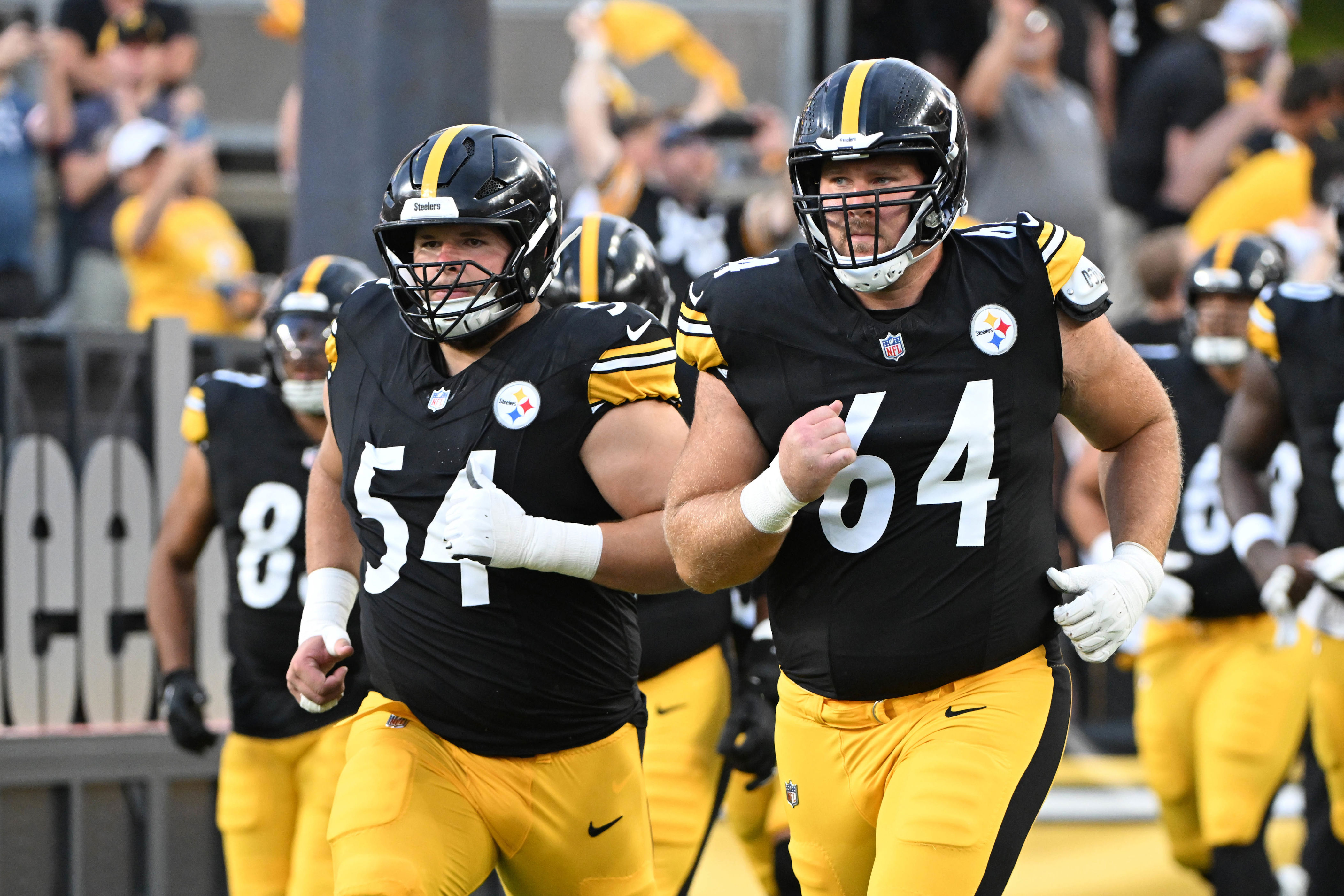 NFL analyst praises Steelers offensive line as one of league's best for ...