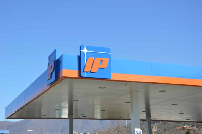 Il gruppo petrolifero italiano IP passa alla società azera Socar: c’è l ...
