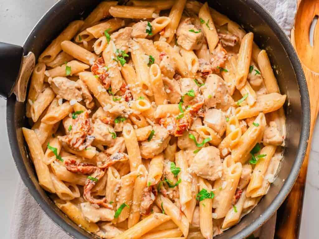 17 easy pasta dinners that go beyond a jar of red sauce