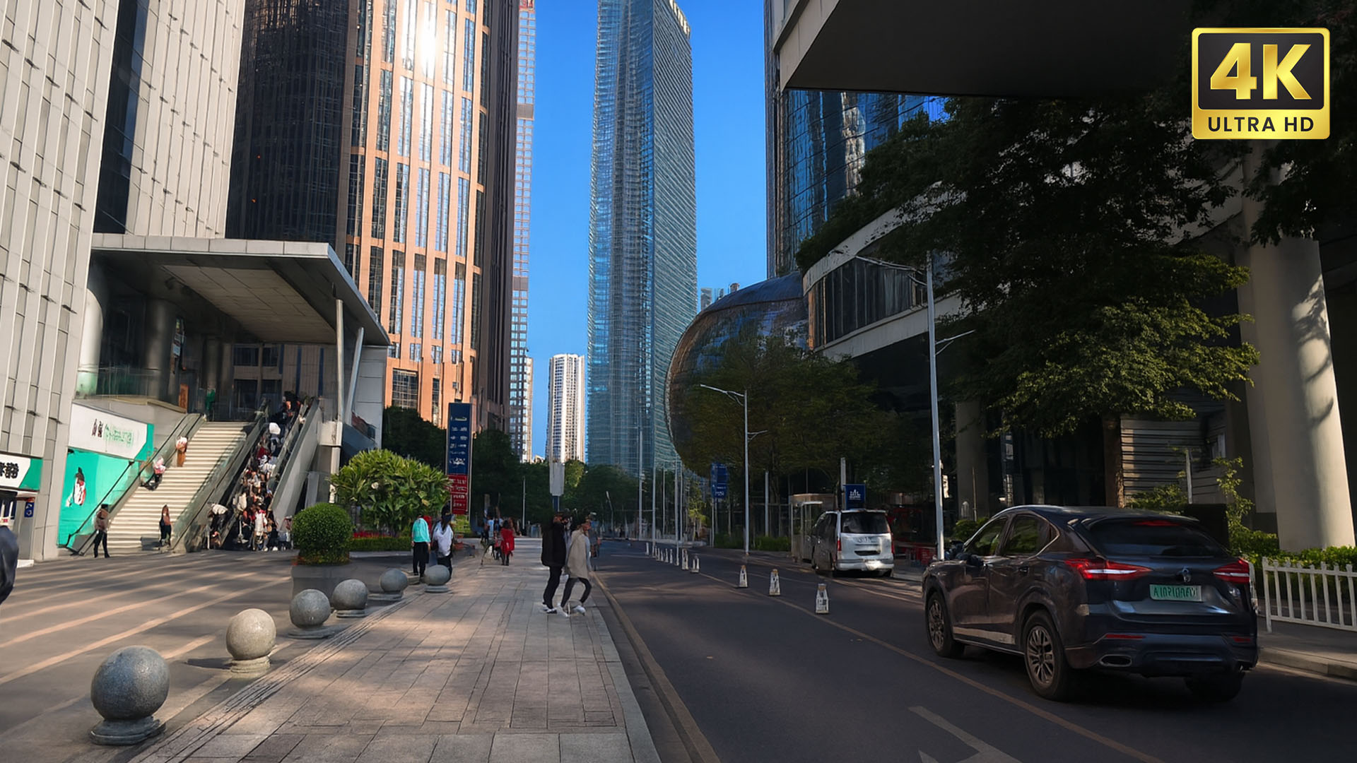 Passeio Noturno em Zhujiang New Town – China em 4K