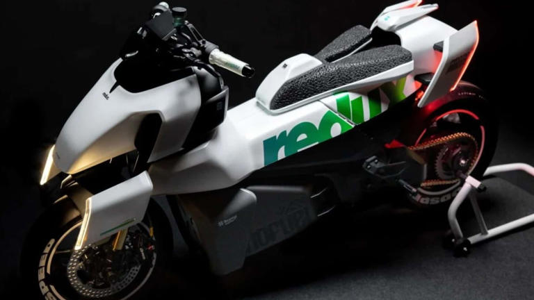 This New Electric Scooter Is So Futuristic, It Can Shape-Shift