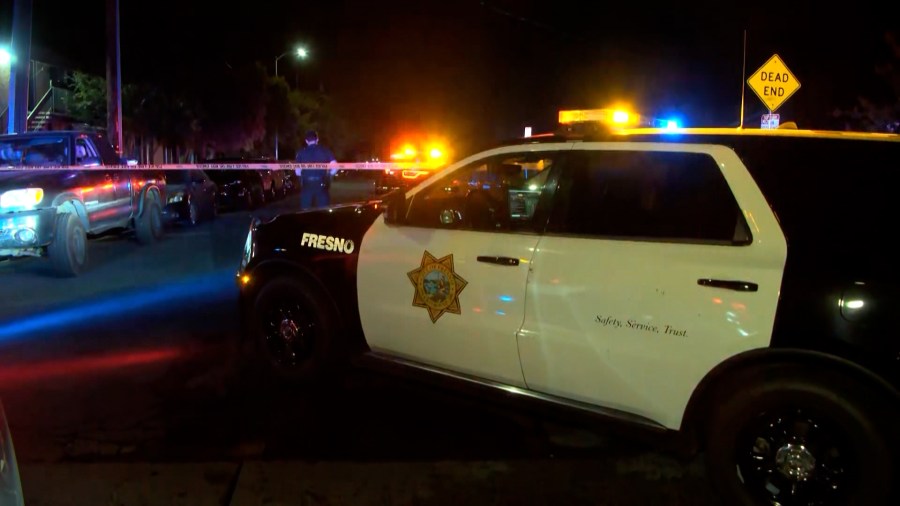 Man shows up at hospital after central Fresno shooting