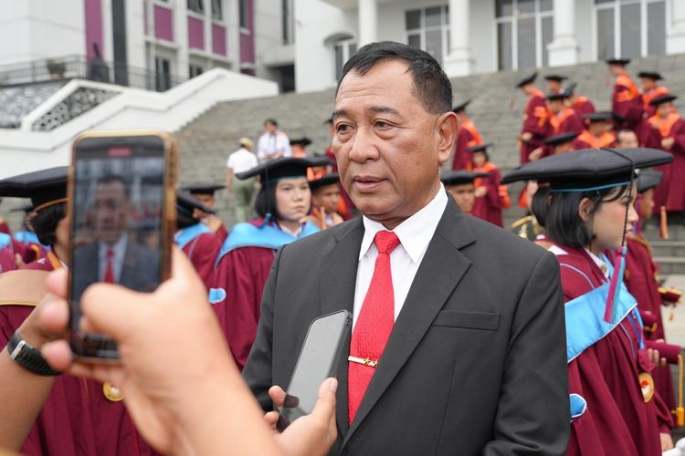 Sekjen PKB Hasanuddin Wahid Jadi Lulusan Terbaik S3, Rektor Unhan ...