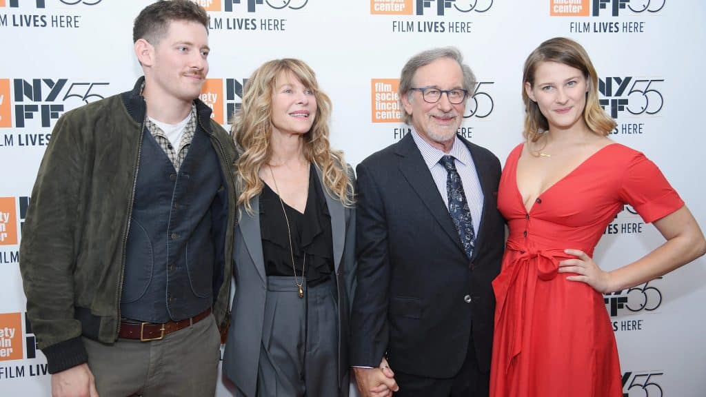 10 Famous Hollywood Families Everyone’s Talking About
