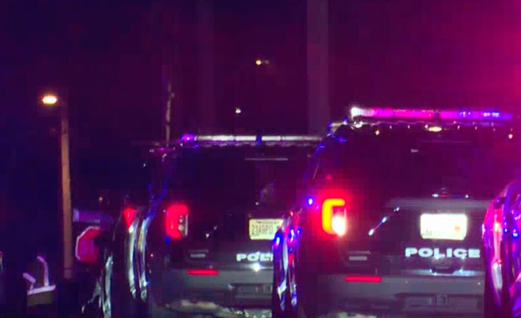 Police investigate shooting that injured juvenile in Springfield
