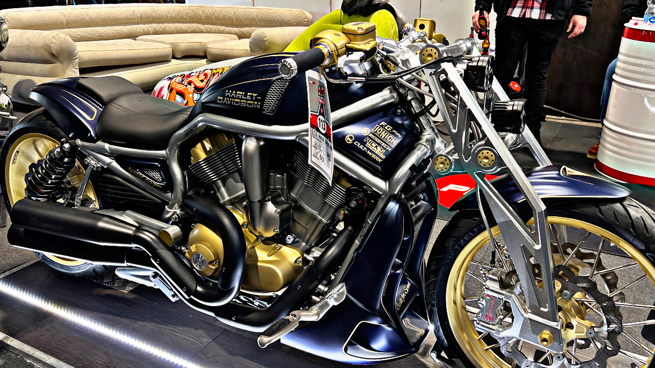 Harley-Davidson V-Rod Custom by NSK Muscle Motorcycles!