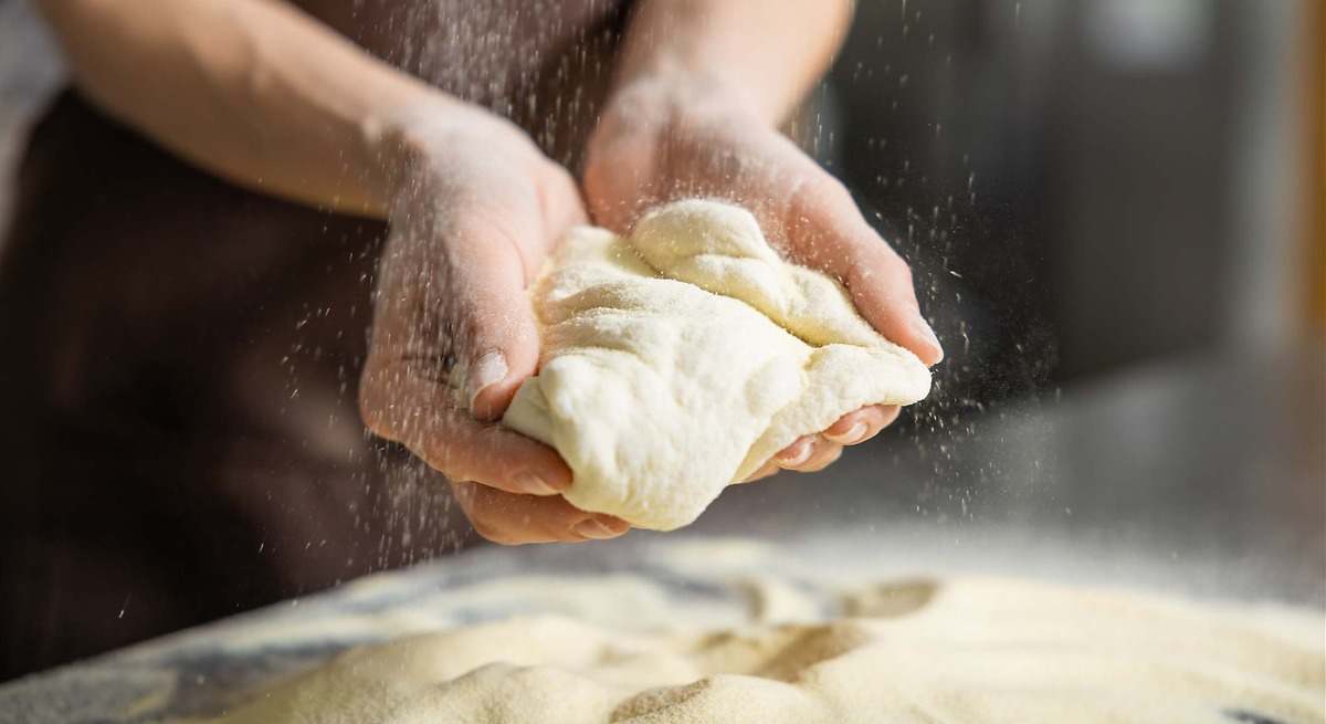 Por qué es importante dejar reposar la masa de pizza (y no deberías ...