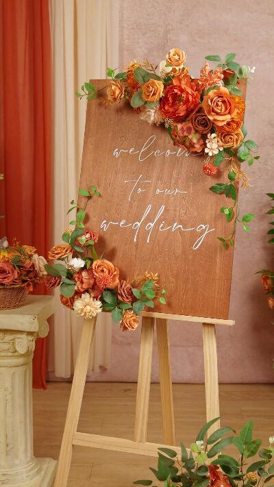DIY Autumn-Themed Floral Welcome Sign