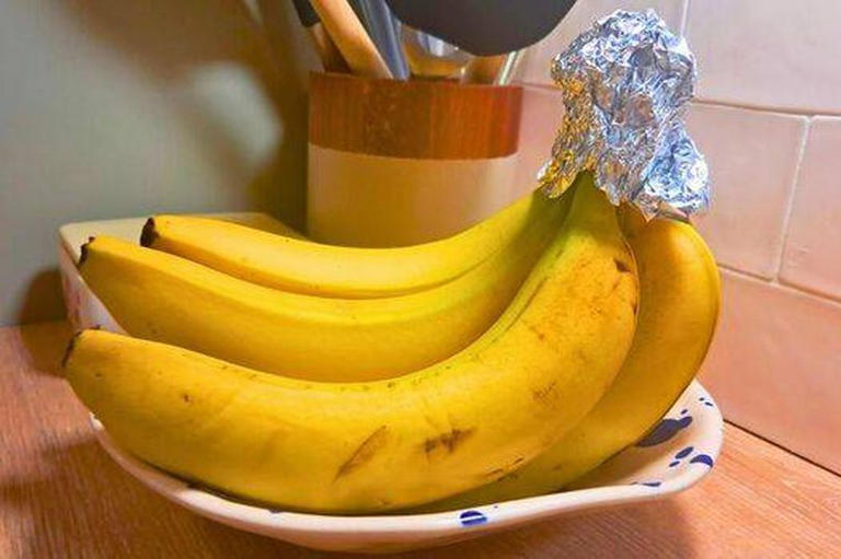 Extend banana shelf life with this one simple household item