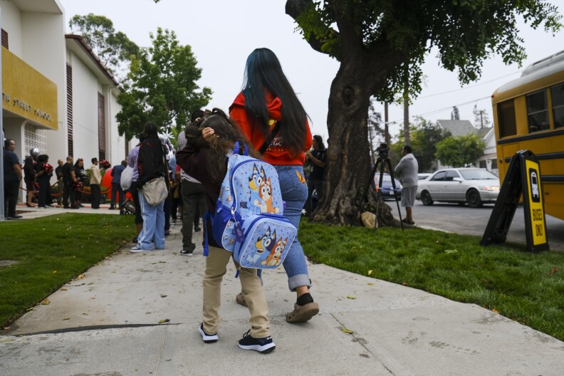 LAUSD has a social media policy for parents. ACLU says it violates the ...