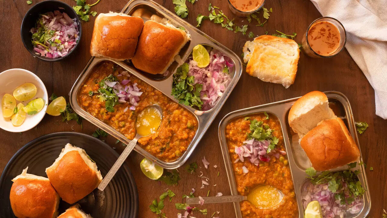 Discover The Secrets Of Making Flavourful Pav Bhaji At Home Quickly