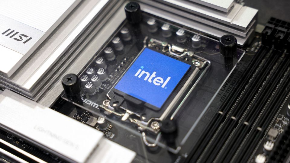 Nvidia will take a $5 billion stake in Intel, joining the US government ...