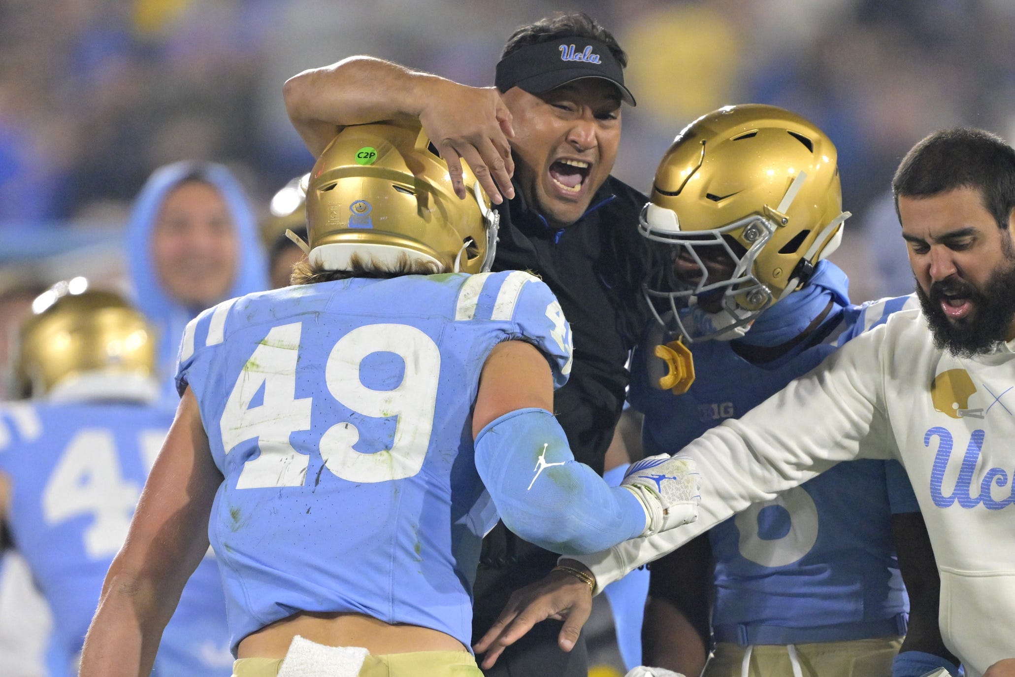 UCLA parts with defensive coordinator Ikaika Malloe, D’Anton Lynn’s ...