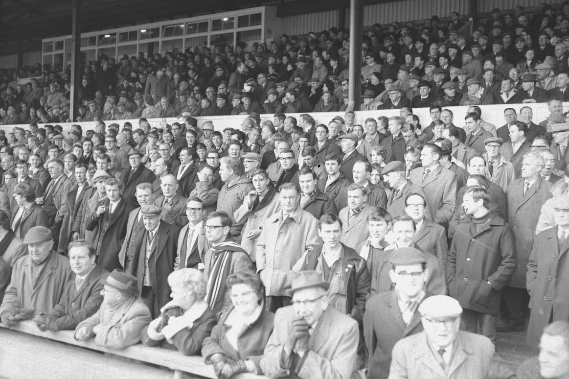 Northampton Town as it used to be: 40 pictures of the Cobblers from the ...