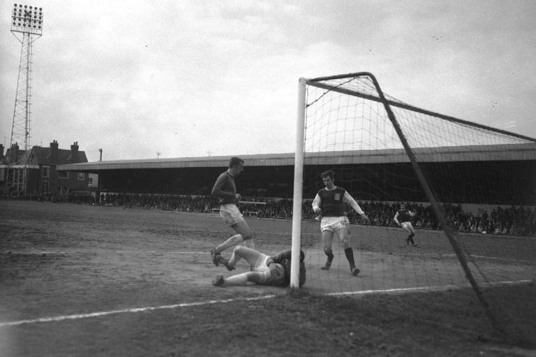 Northampton Town as it used to be: 40 pictures of the Cobblers from the ...