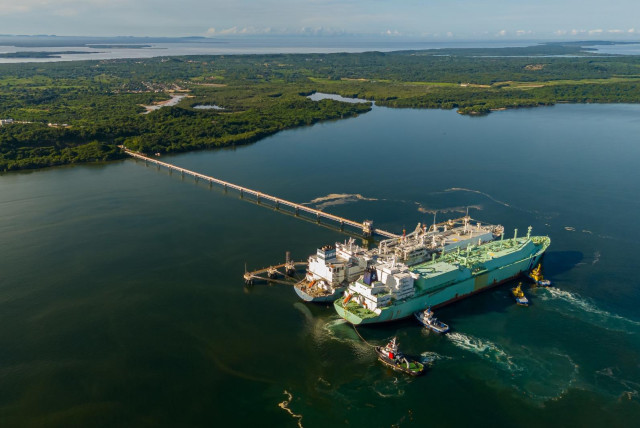 TGI firma un acuerdo comercial con Höegh para asegurar un buque que ...