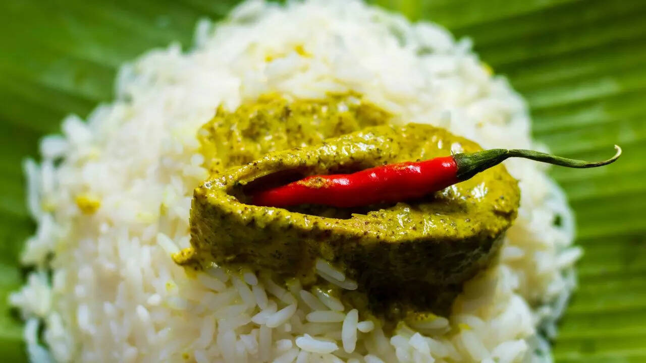 From Samosa Jalebi to Dahi Paratha: 8 food combinations that are like ...