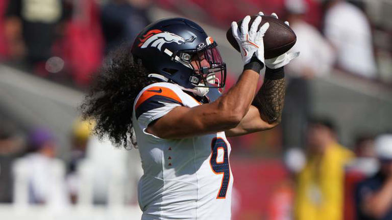 Broncos All-Pro Sends Blunt Message After Turning Heads vs Texans