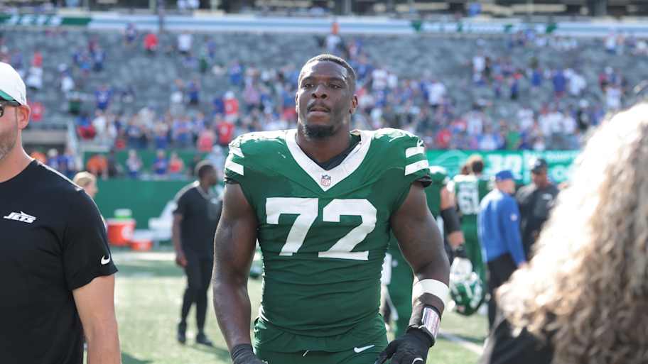 Aaron Glenn Sends Clear Micheal Clemons Message After Embarrassing Loss