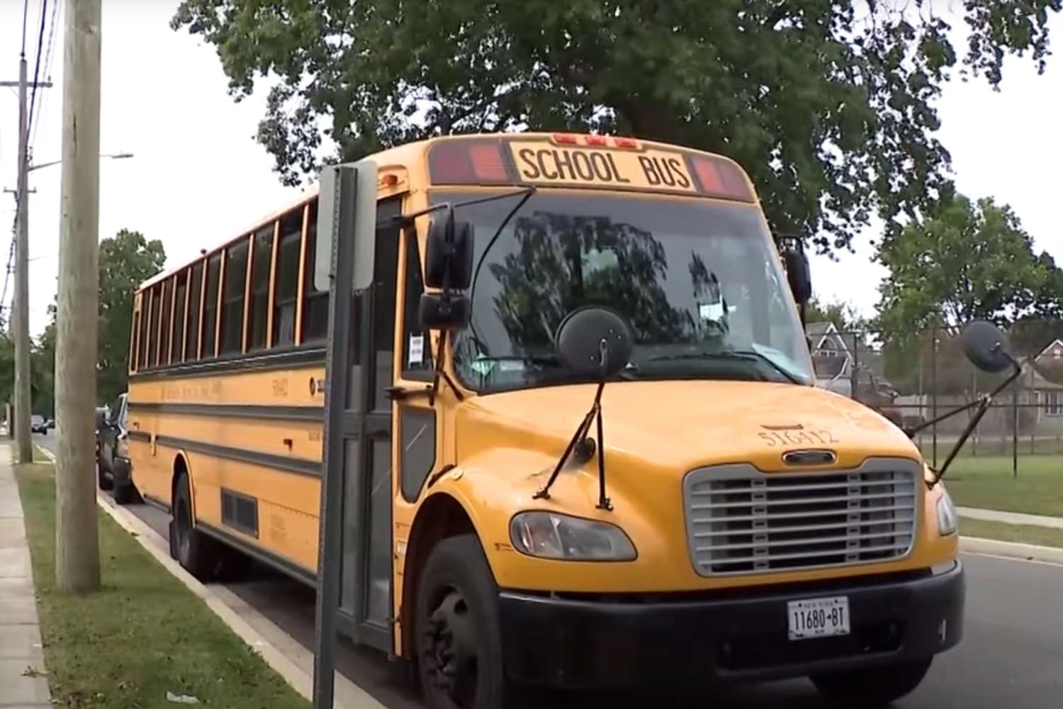 6-Year-Old Left on Bus Alone After School, Mom Says. He Called and ...