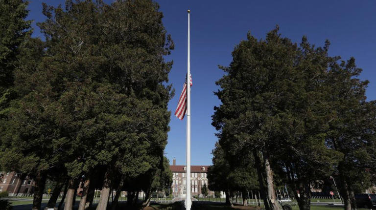 Helicopter crashes near Washington state military base