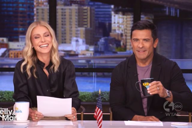 Kelly Ripa shocks Mark Consuelos with on-air joke that most marriages ...