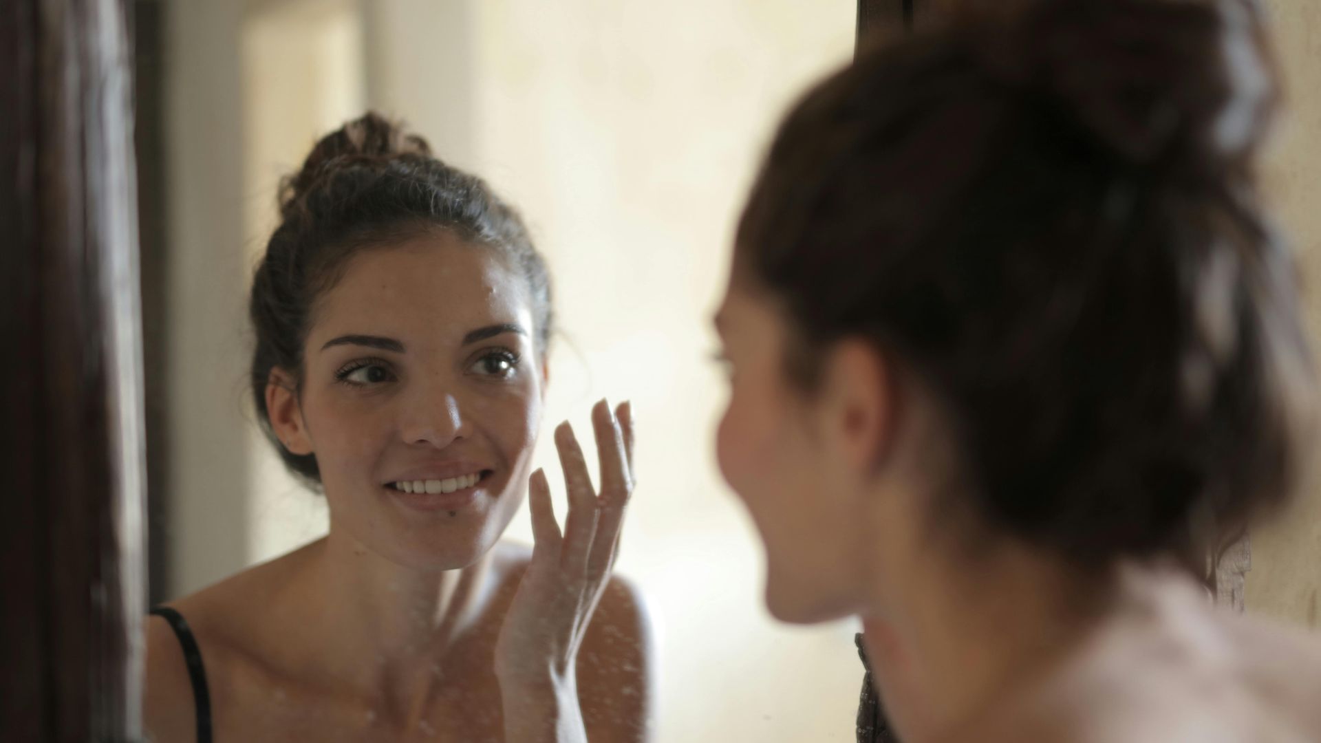 Get In The Zone: 20 Songs To Play While Getting Ready