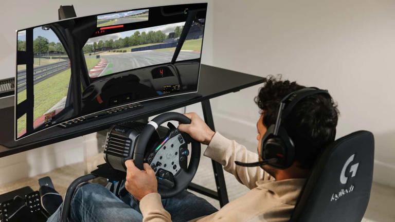 Logitech's New Steering Wheel Is For Serious Sim Racers. We Got a Hands ...