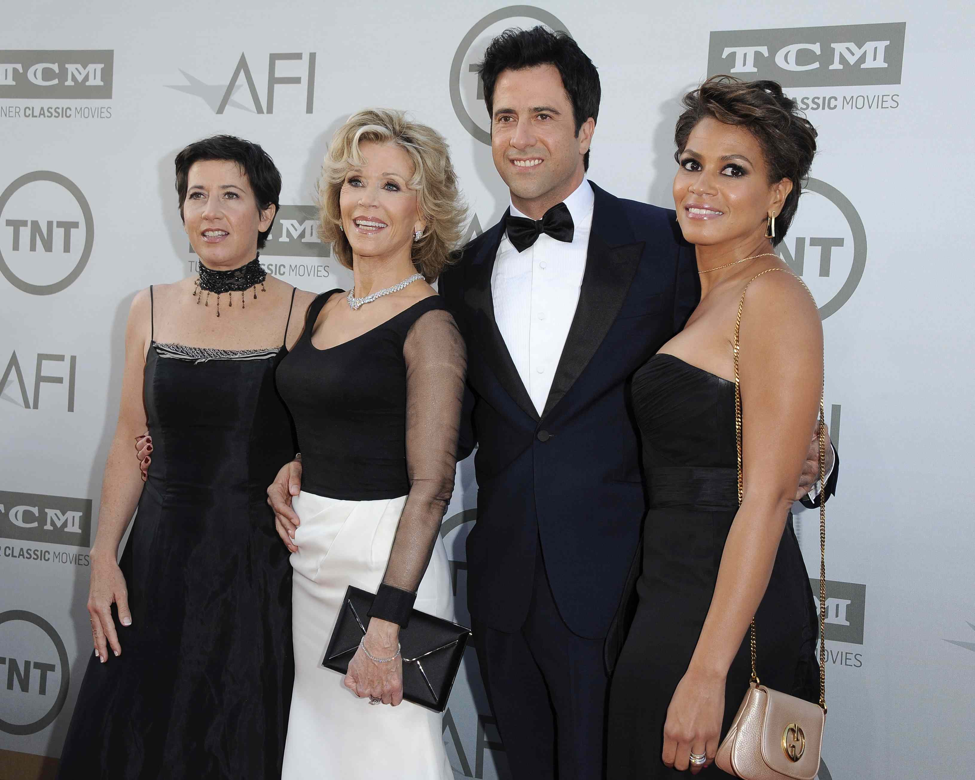All About Jane Fonda’s 3 Children, Who’ve Followed Her Into Activism ...