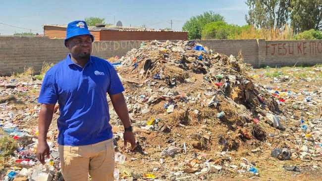 'Fishy tender': DA pickets at Evaton clinic over ANC-linked nepotism claims