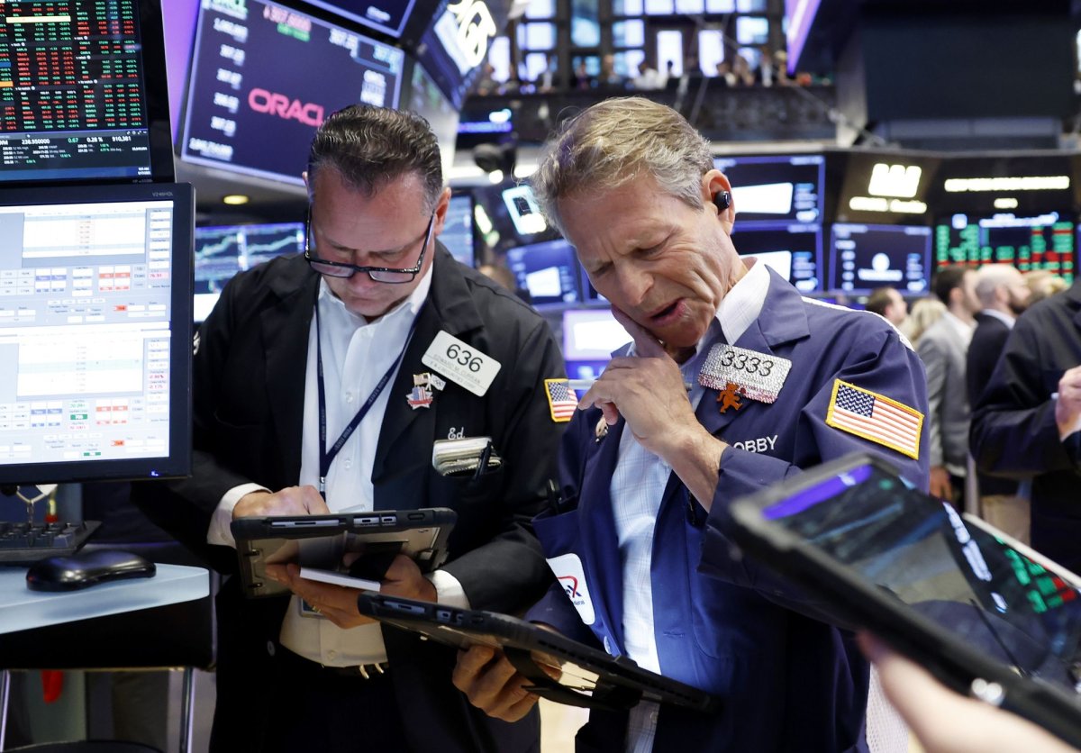 Wall Street: Stub Hub rings opening bell