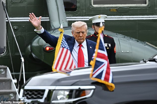 Starmer runs gauntlet of 'Trump bombs' at joint press conference ...