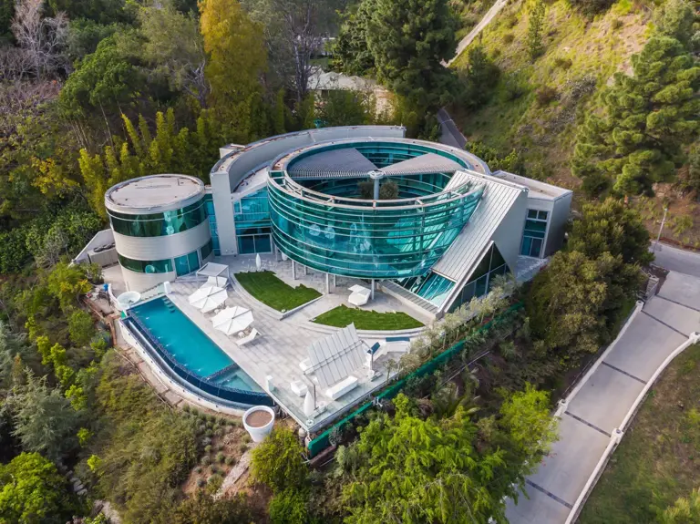 Inside Justin Bieber’s House: A Look At His Incredible Real Estate ...
