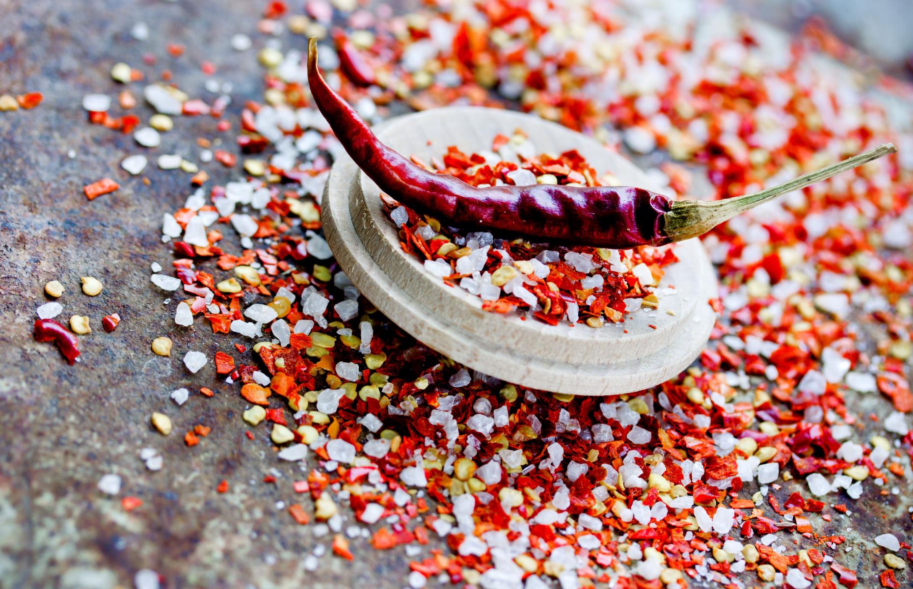El picante se toma al mundo: 20 alimentos insólitos con extra picante ...